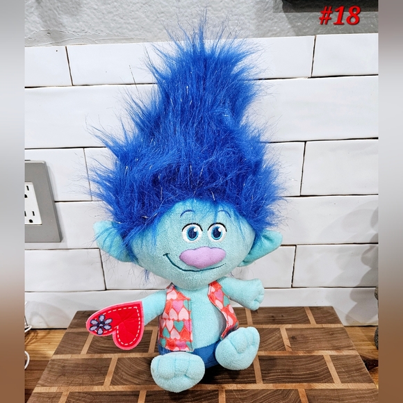 Dreamworks | Toys | Dreamworks Trolls Happy Branch Blue Hair Hearts Boy ...
